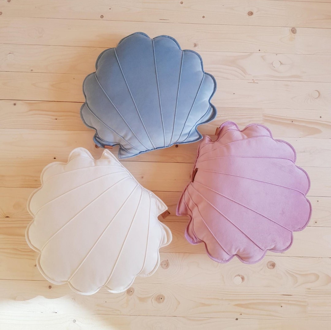 Decorative Shell Cushion, Underwater Seashell Pillow, Seaside Home ...