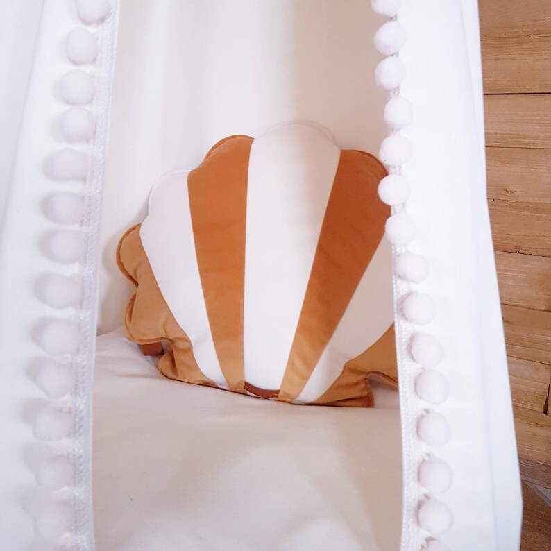 Shell Cushion in Two Colours Decorative Velvet Sea Shell - Etsy