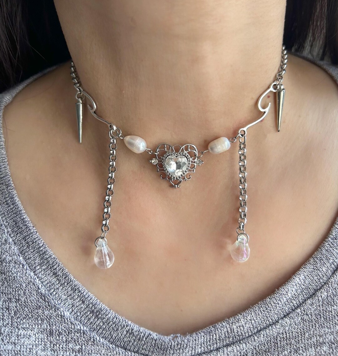 Buy HEART.EXE- Y2k Aesthetic Heart Choker Necklace, Gift for Her Online ...