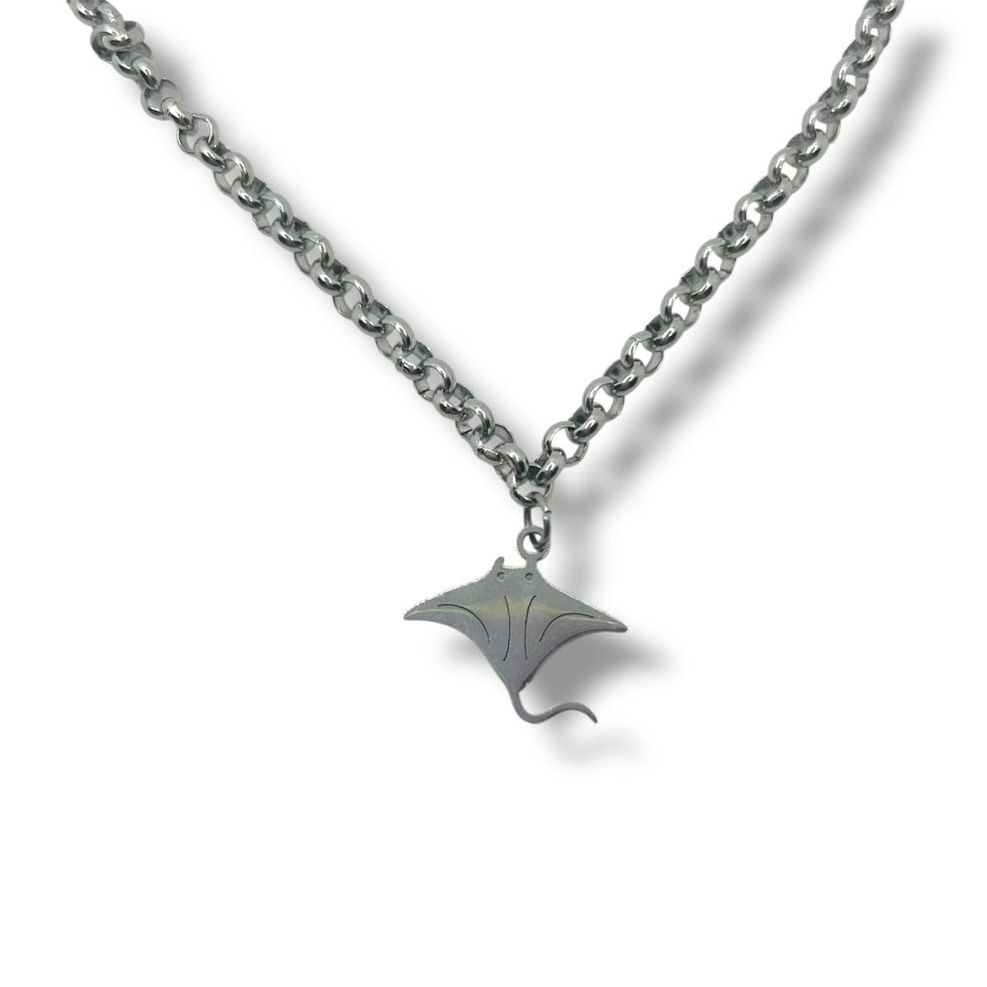Non Tarnish Manta Ray Necklace: Adjustable Beach Outfit Chain - Etsy