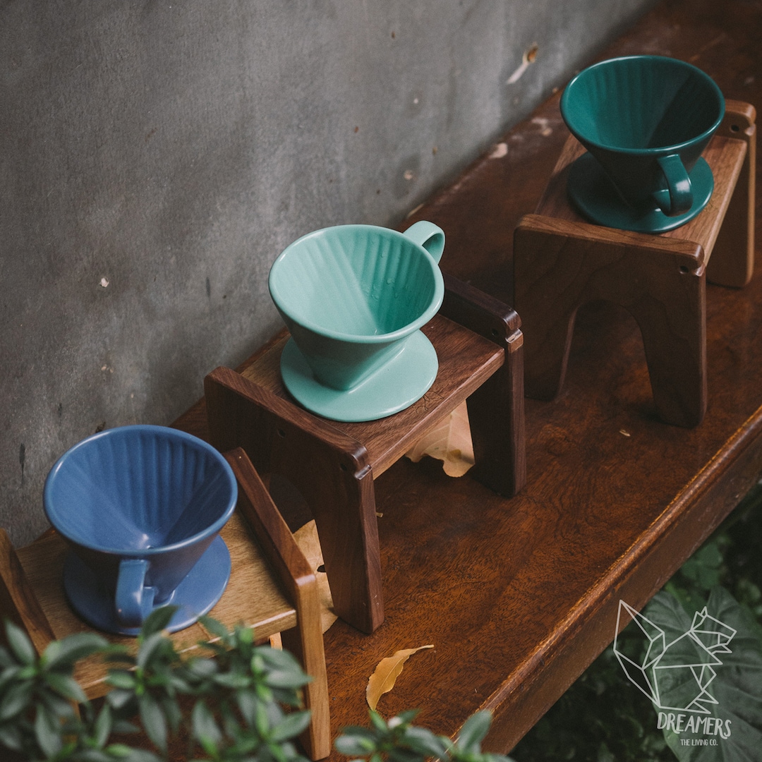 Handmade Walnut V60 Pour Over Set: Ceramic Coffee Filter & Stand - Etsy
