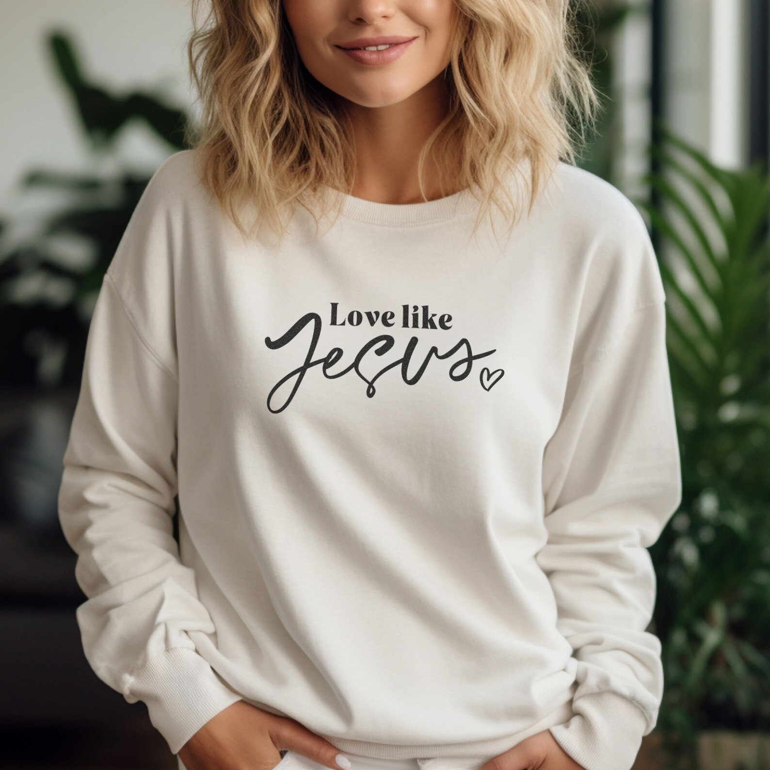 Love Like Jesus Bible SVG PDF PNG Christian Cricut File - Etsy