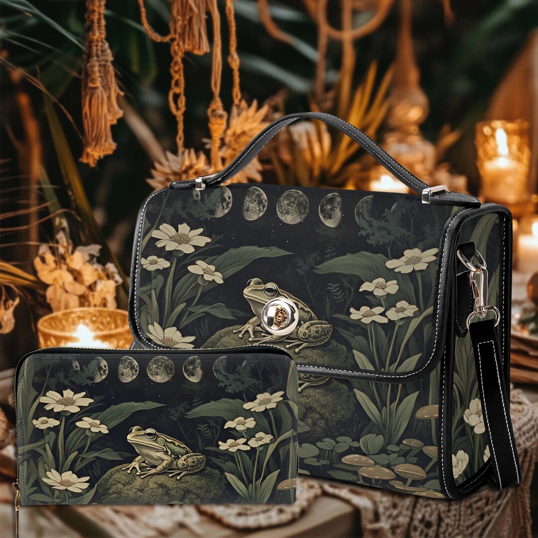 Boho Cottagecore Green Frog Satchel Bag, Whimsical Moon Frog Bags ...