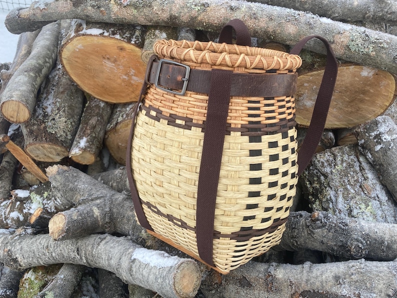 Adirondack Pack Basket Foraging Backpack Basket red-shouldered Hawk - Etsy