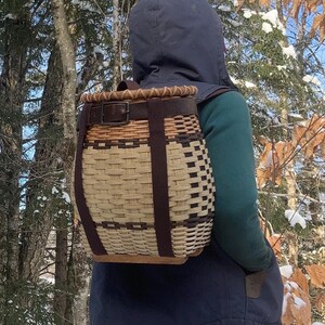 Adirondack Pack Basket- Foraging Backpack - “red-shouldered Hawk“ - Etsy