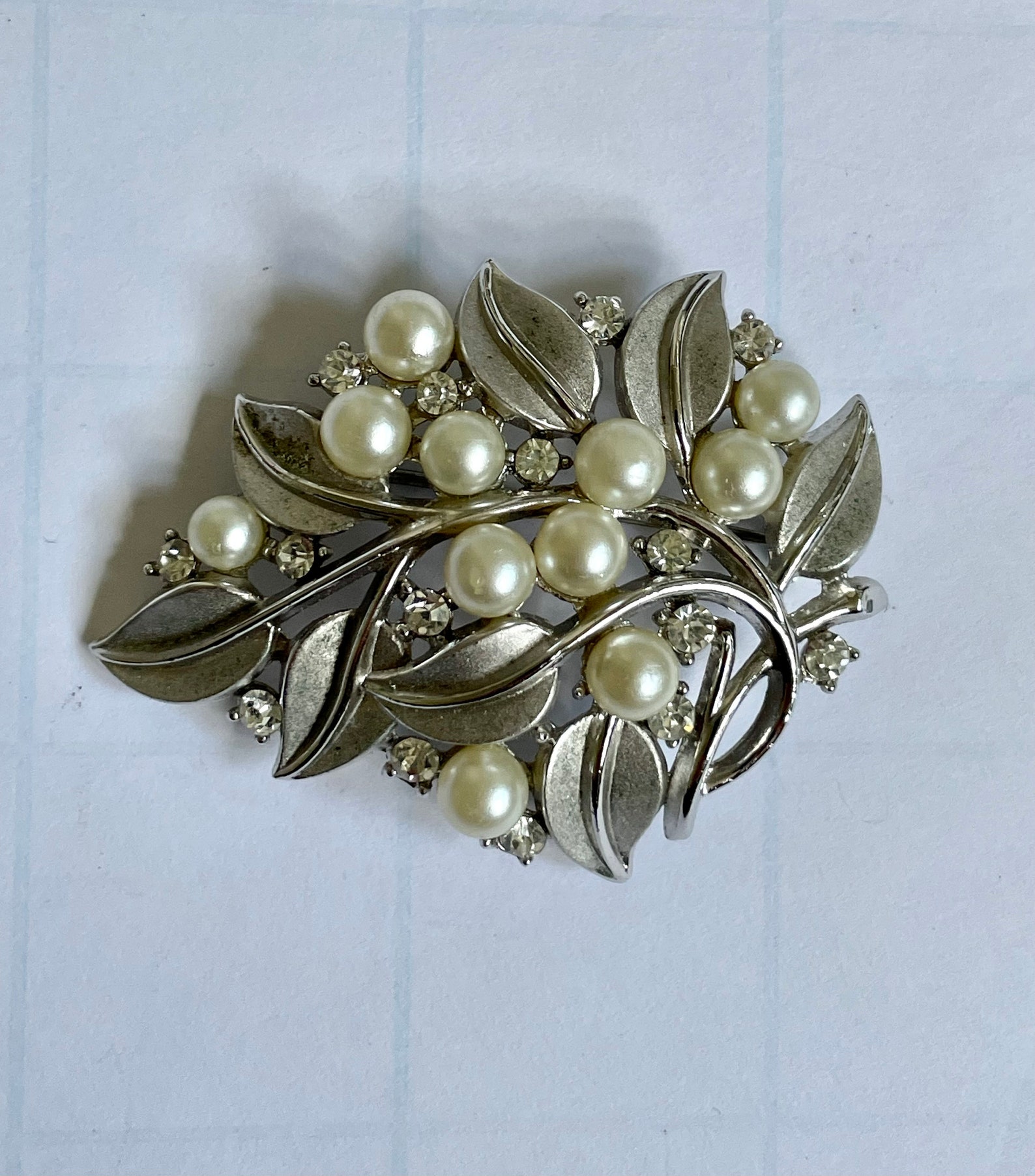 Vintage Crown Trifari Silver Leaf Pin With Pearls and Rhinestone - Etsy