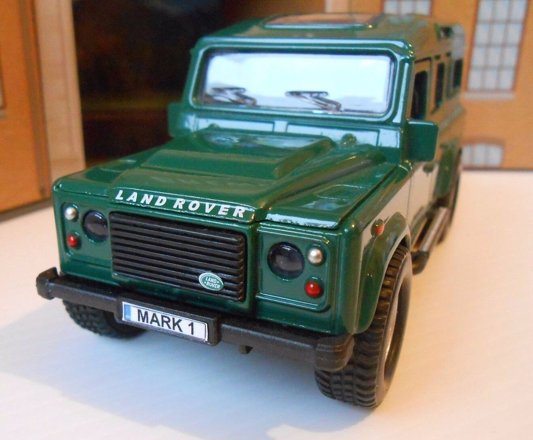 LANDROVER Defender With PERSONALISED PLATES Fathers Day Gift Present ...