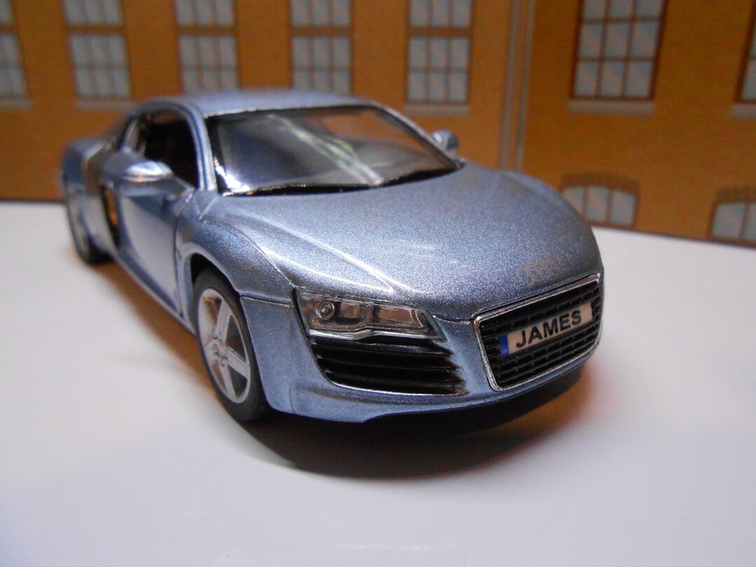 PERSONALISED PLATES Audi R8 Toy Car Model Boy Girl Dad Mom Uncle ...