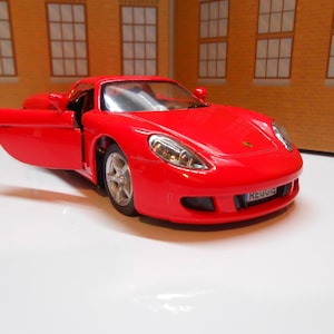 PERSONALISED PLATES Porsche GT / Carrera Car Model Boy Girl Dad Mom ...