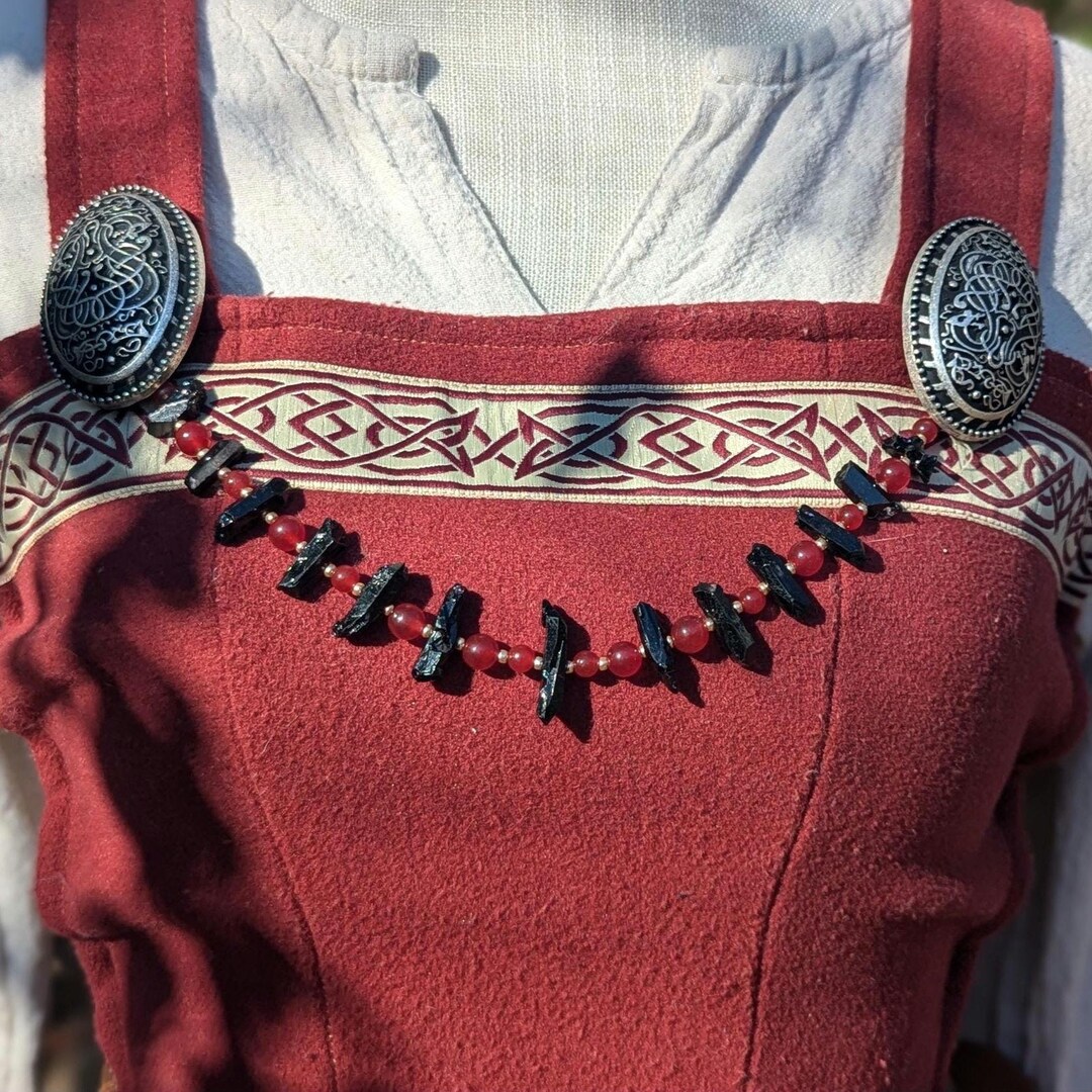 Black & White Muskrat Jaw Brooch Bead Set - Etsy