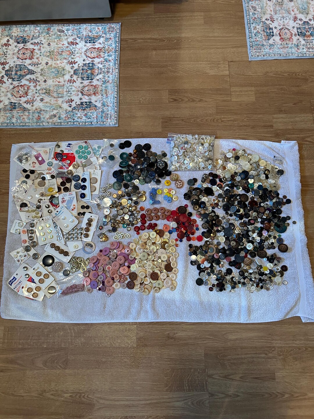 Buttons Lot of 1000+ - Etsy