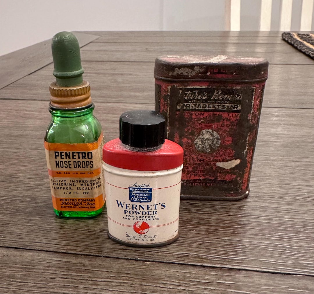 Vintage Set of Medicine Containers, Vintage Collectible Medical Tin ...