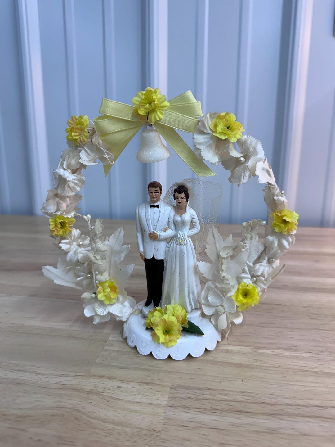 Vintage Spring Floral Arch Wedding Cake Topper, MCM Wedding Decor ...