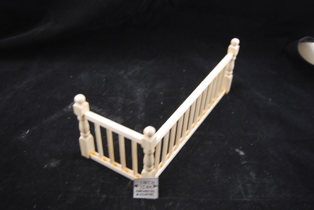 Assembled Railing for Right Side - 1/12 Scale Dollhouse Miniature RRAS ...