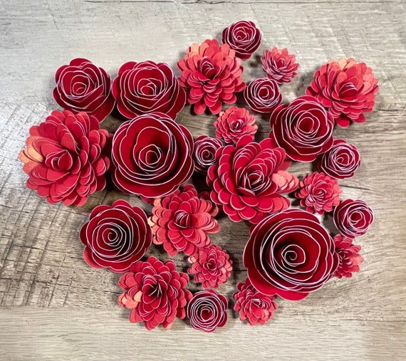 24 Piece Red Shimmer Rolled Paper Flower Assortment - Etsy