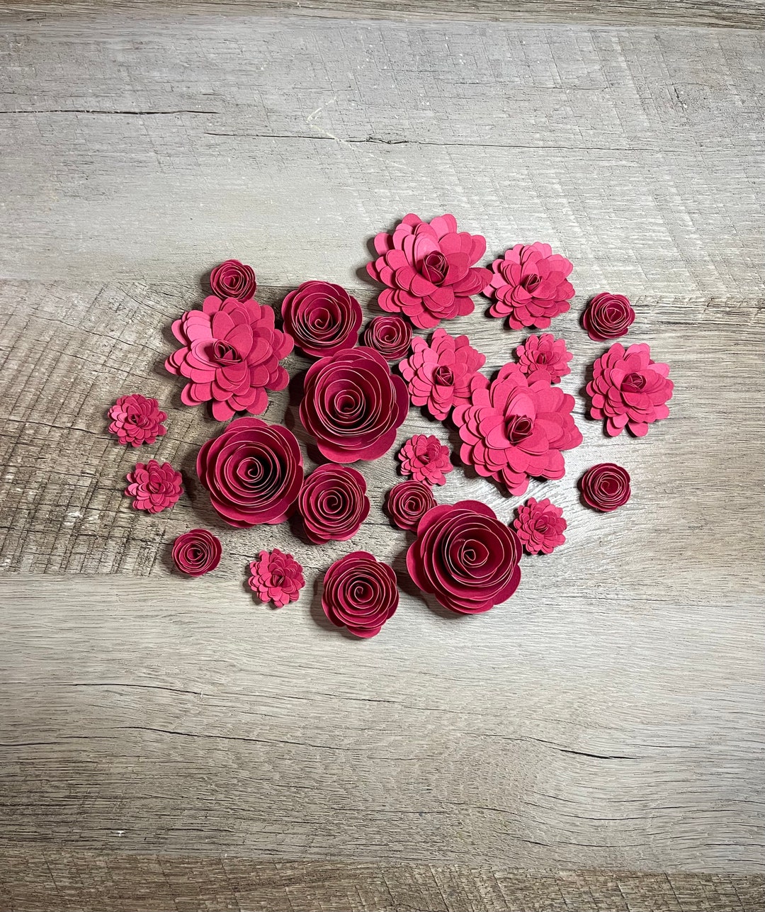 24 Piece Red Rolled Paper Flower Assortment - Etsy