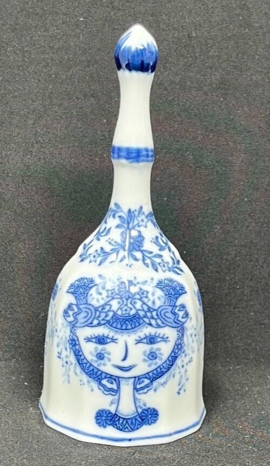 Vtg Artistic Seito Japan Bell White/blue Floral Porcelain Lady Flowers ...