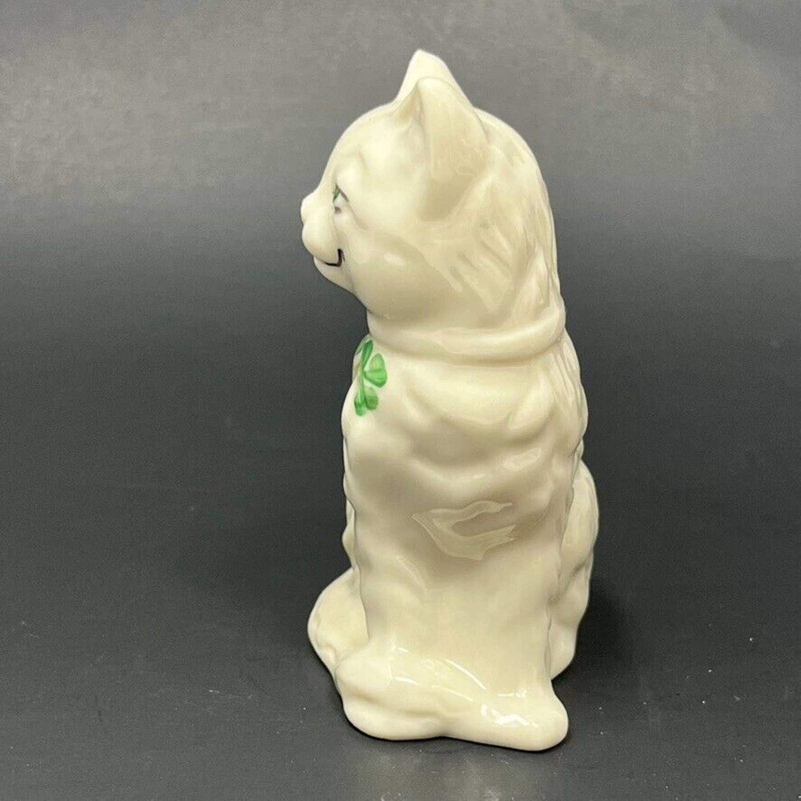Belleek Fine Irish China Cat Figurine With Green Eyes 4" Very Good ...