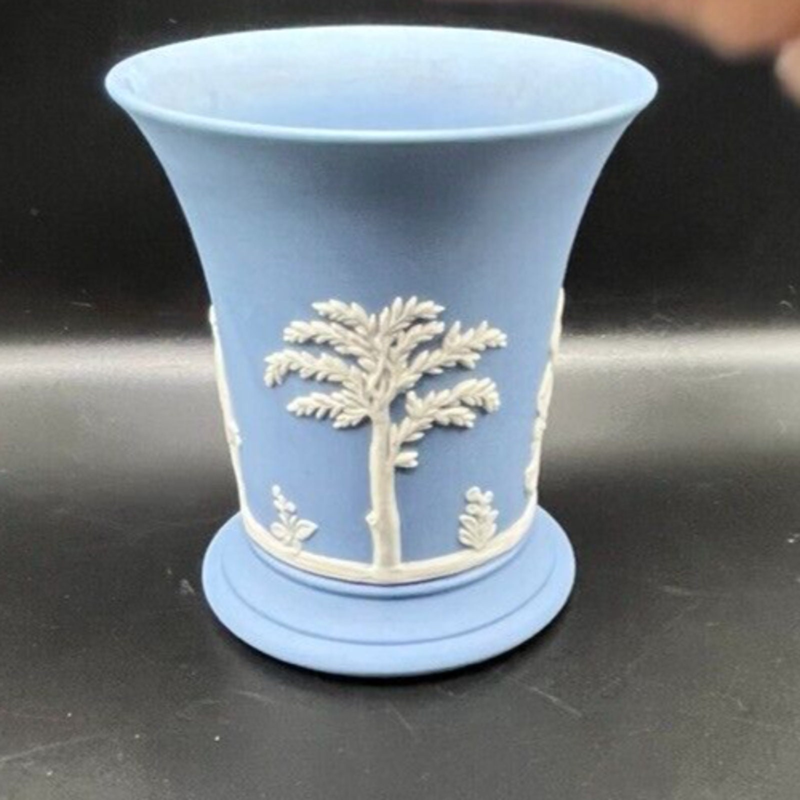 Wedgwood Jasperware Vase 3-7/8" Tall 1974 Made in England Excellent ...