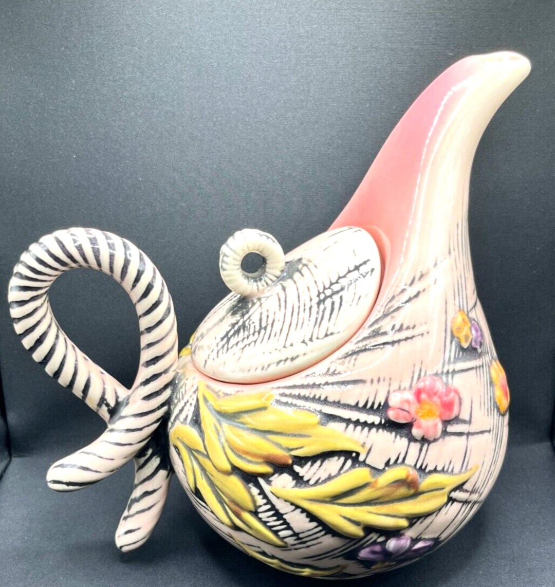 Vintage Hull Pottery Teapot T14 Blosson Flite Pale Pink Exterior ...