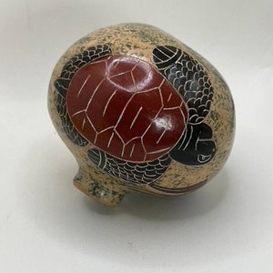 Turtles & Foliage Ceramic Vase Hand Etched - Etsy