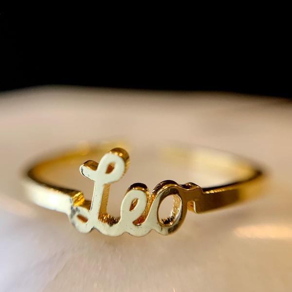 Cursive Ring - Etsy