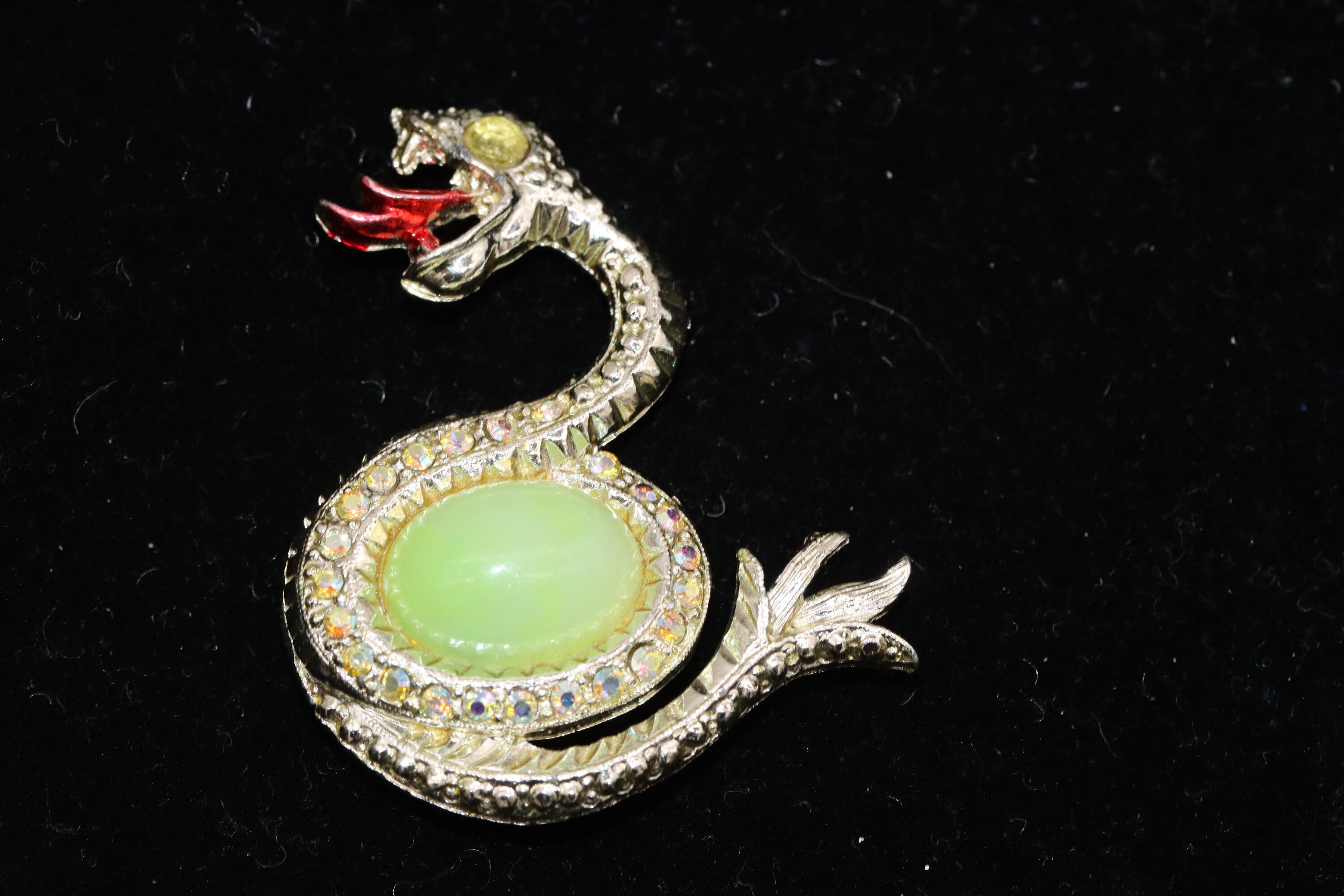 Vintage Unsigned Jelly Belly Light Green Cabochon Snake Python - Etsy