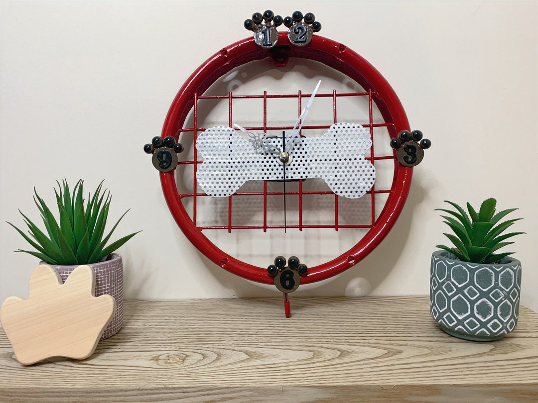 Unique Upcycle Clock for Dog Lovers - Etsy
