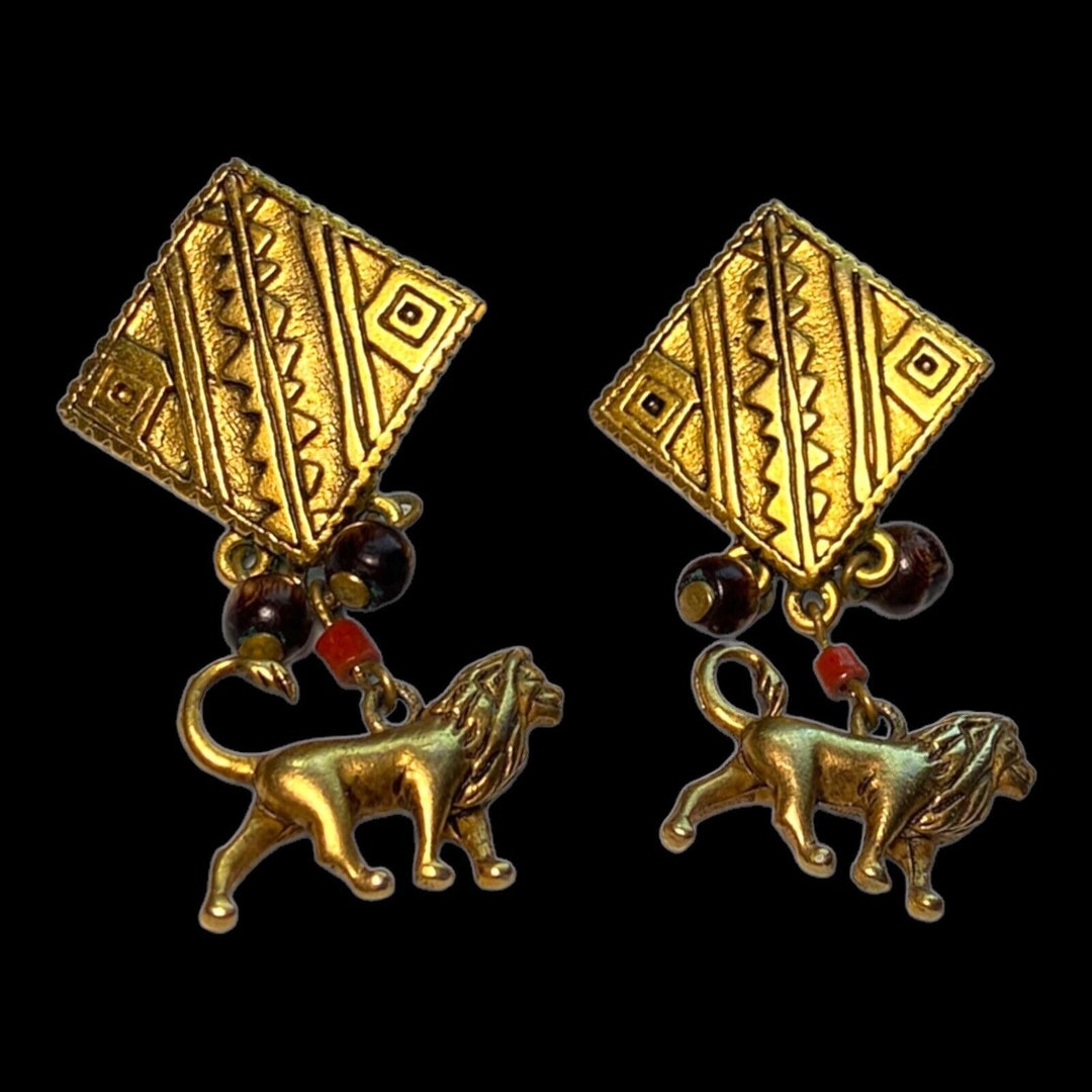 Vintage Disney LION KING Signed Gold Tone Wood Bead Dangle Post ...