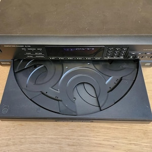 Technics SL-PD8 5 Disc CD Player Changer MASH No Remote - Tested ...