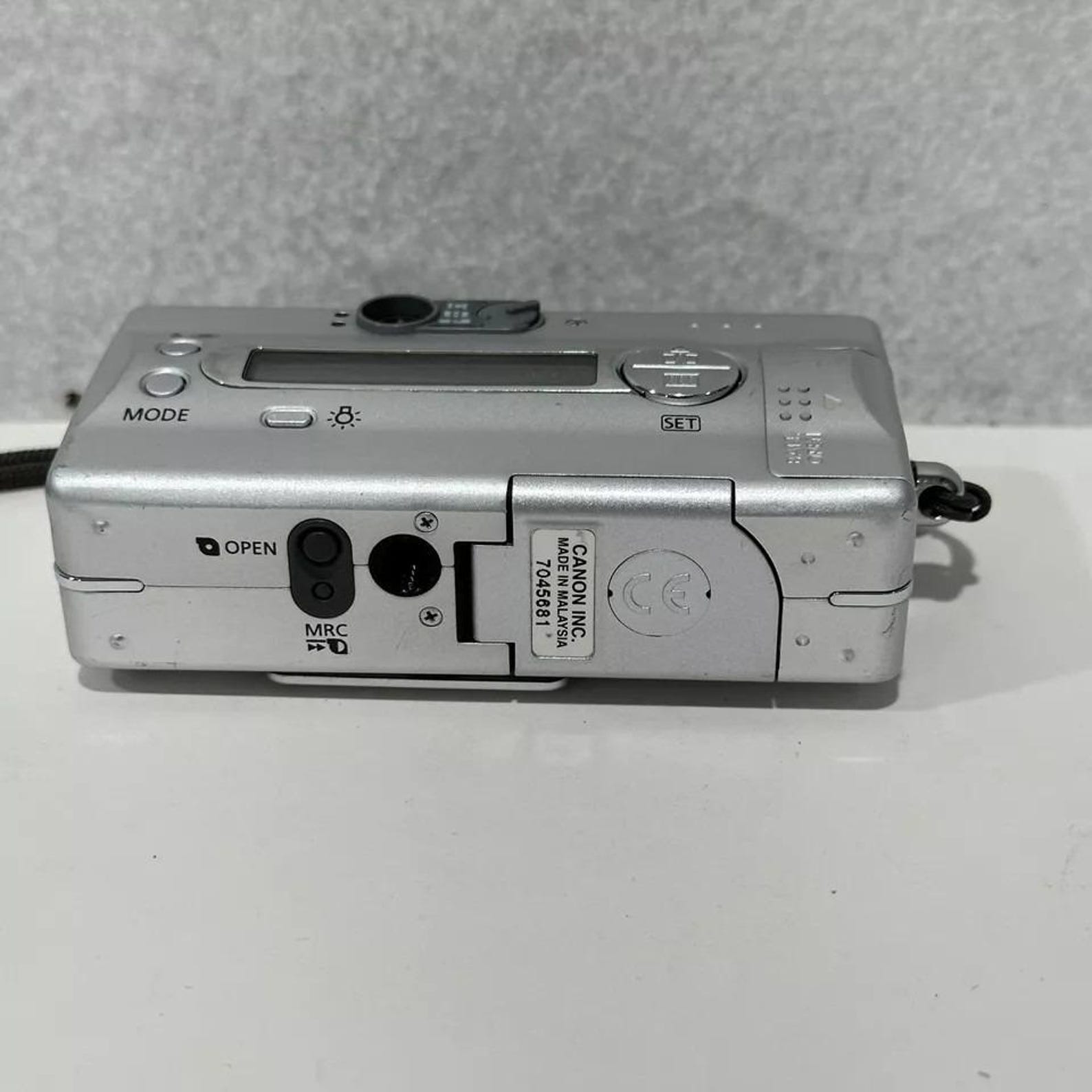 Canon Elph Z3 Point & Shoot APS Film Camera - Silver - Etsy
