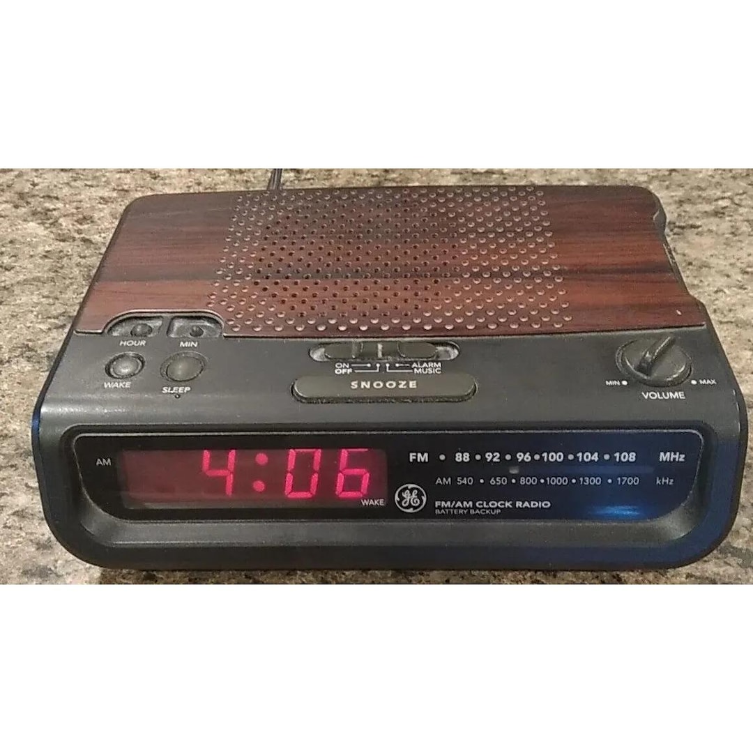 GE 7-4613A General Electric Digital Alarm Clock Radio - Woodgrain - Etsy