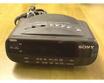 Vintage Sony Dream Machine Alarm Clock Radio AM/FM With Battery Backup ...