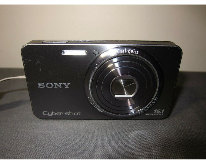 Vintage Digital Compact Camera Sony Cyber-shot DSC-P32 With 3.2 Mega ...