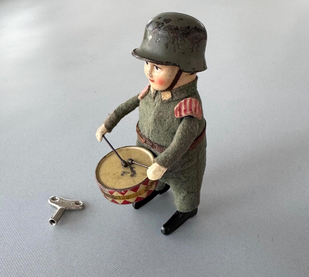 SCHUCO Vintage TIN Soldier Drummer WINDUP With Drum, 991/1 With Schuco ...