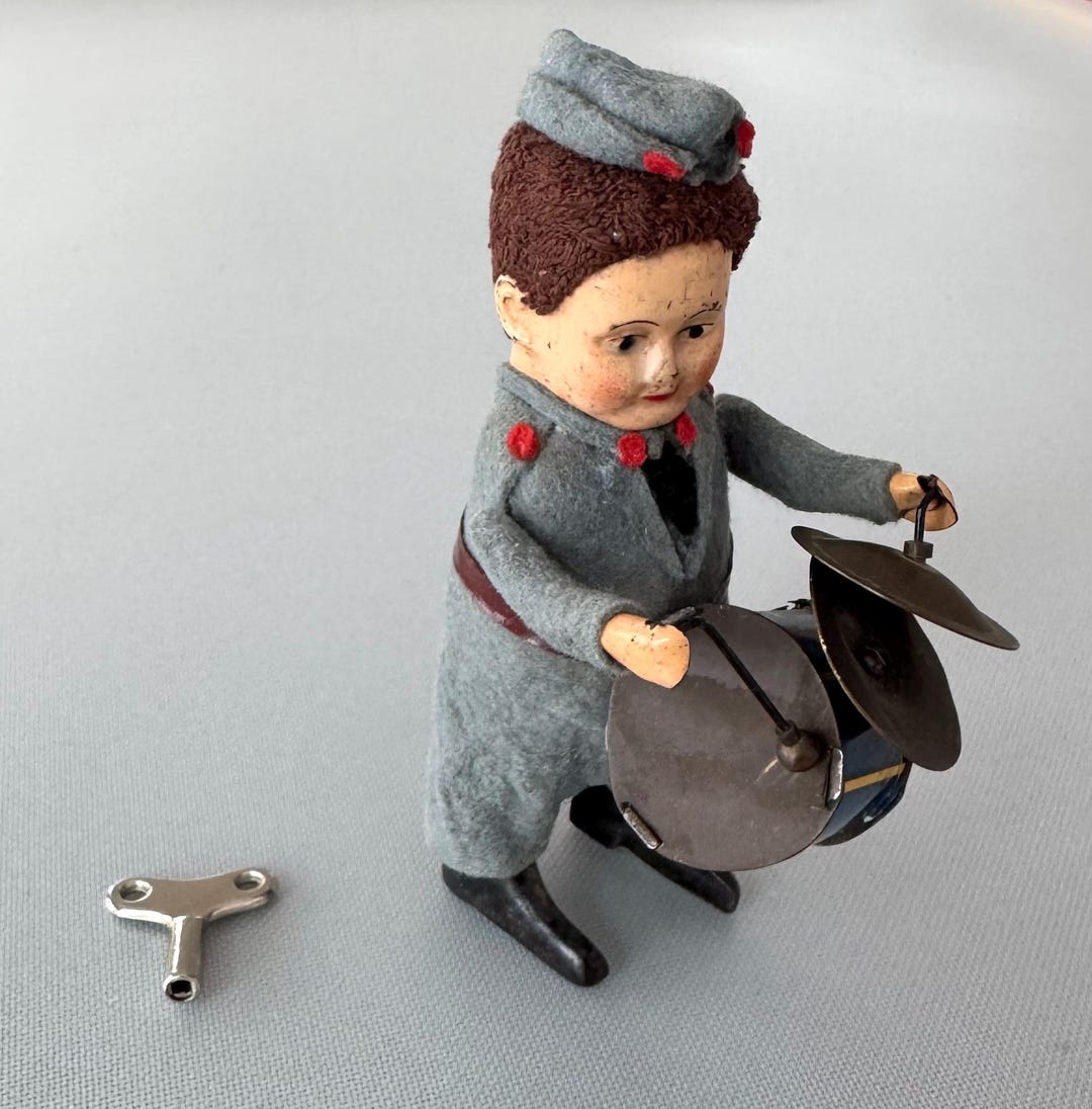 SCHUCO Vintage TIN Soldier Drummer WINDUP With Cymbal and Drum, With ...