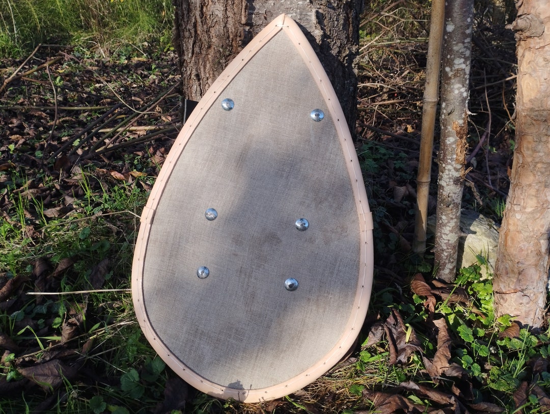 Medieval Teardrop Shield / Viking Shield / Combat Shield - Etsy