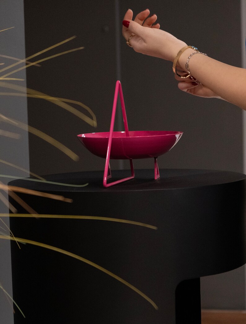 Colorful Metal Desktop Organizer With Asymmetric Pattern, Triangle Desk ...