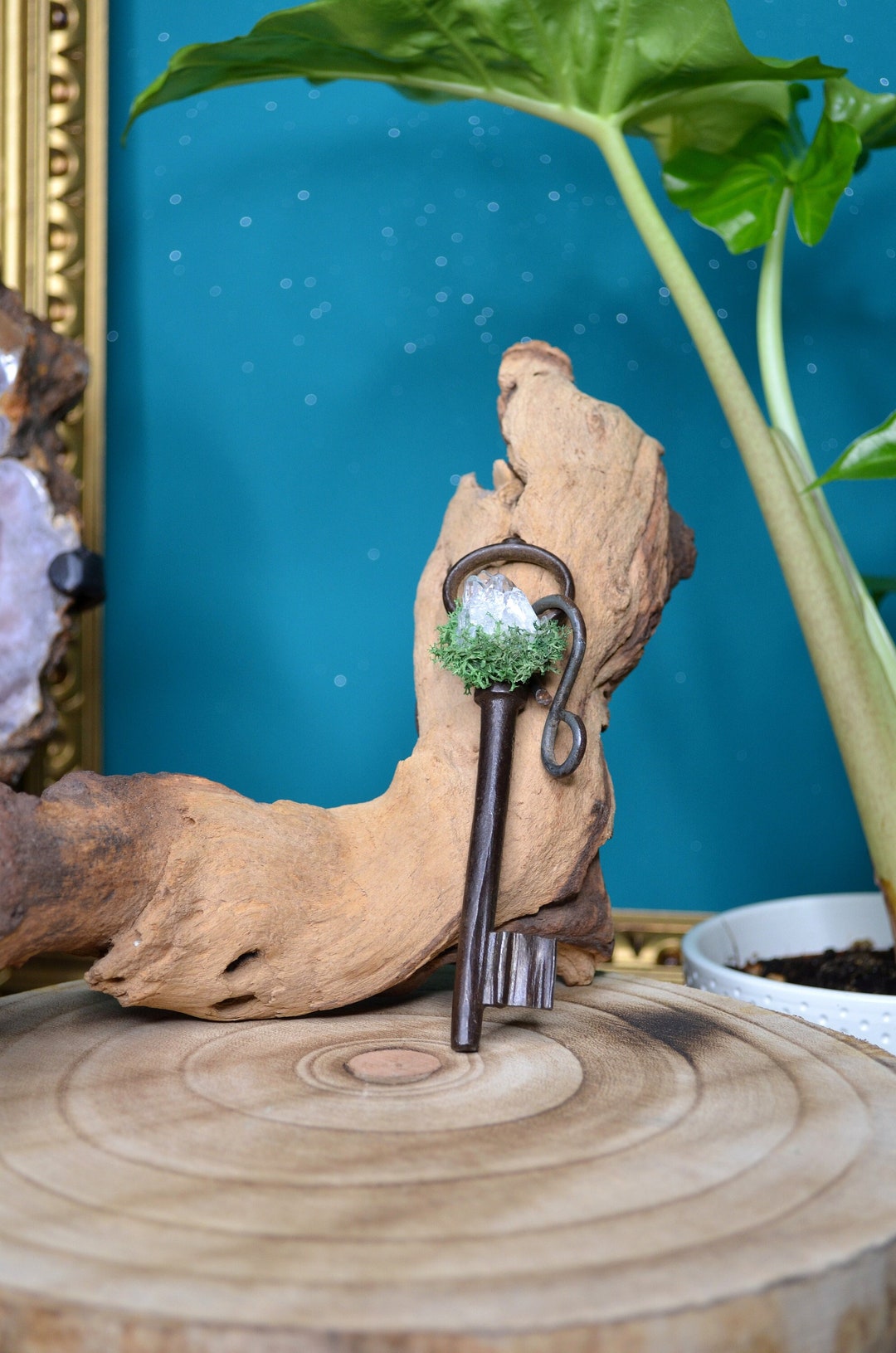 Rock Crystal Key Old Metal Key Moss Moss Picture Retro Vintage Boho - Etsy
