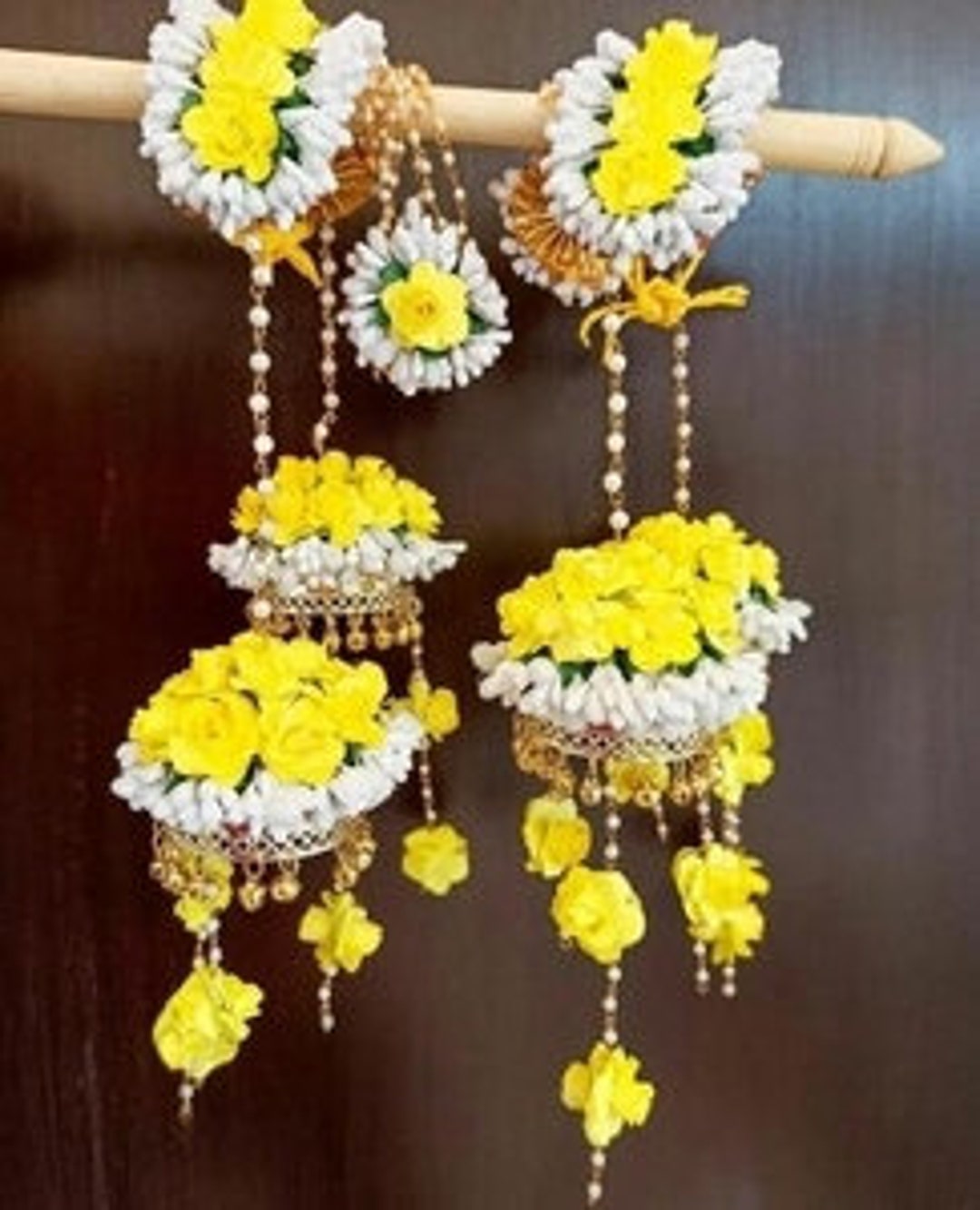 Pink Artificial Flower Hand Kaleera for Bridal Wear, Wedding Wear ...