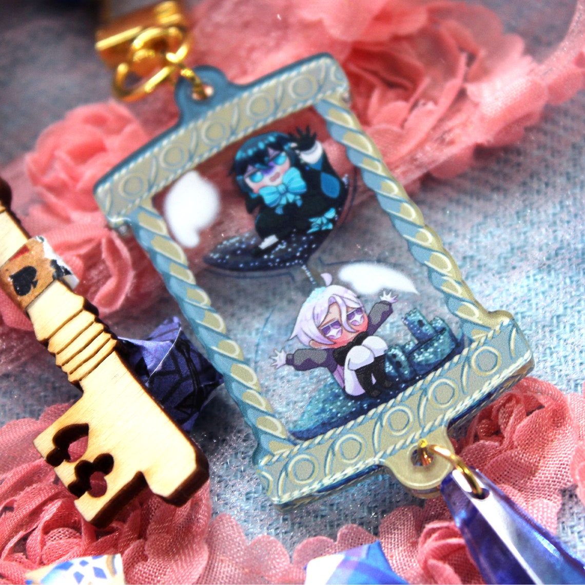Vnc Vanitas and Noé Hourglass Keychain With Pendant - Etsy