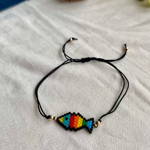Fish Bracelet, Tiny Rainbow Miyuki Beaded Bracelets, Dainty Animal ...