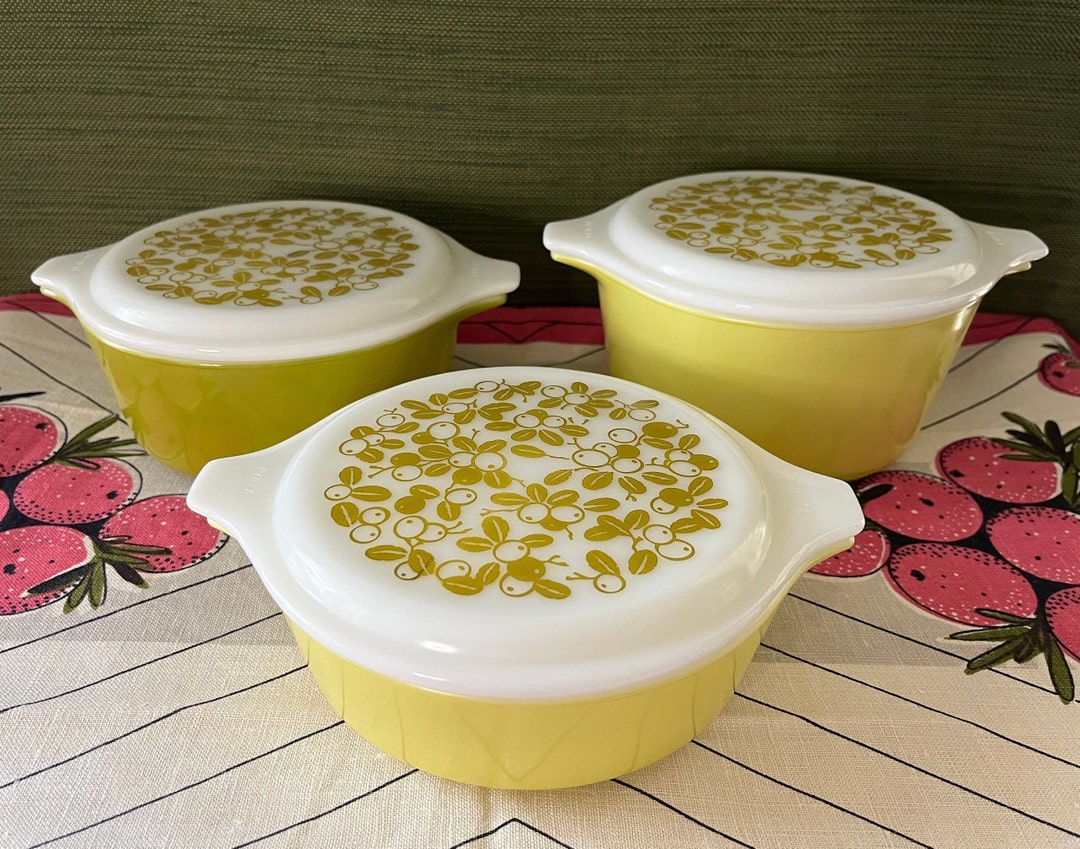 SALE Vintage Pyrex Verde Casserole Set 471, 472 and 473, With Opal ...