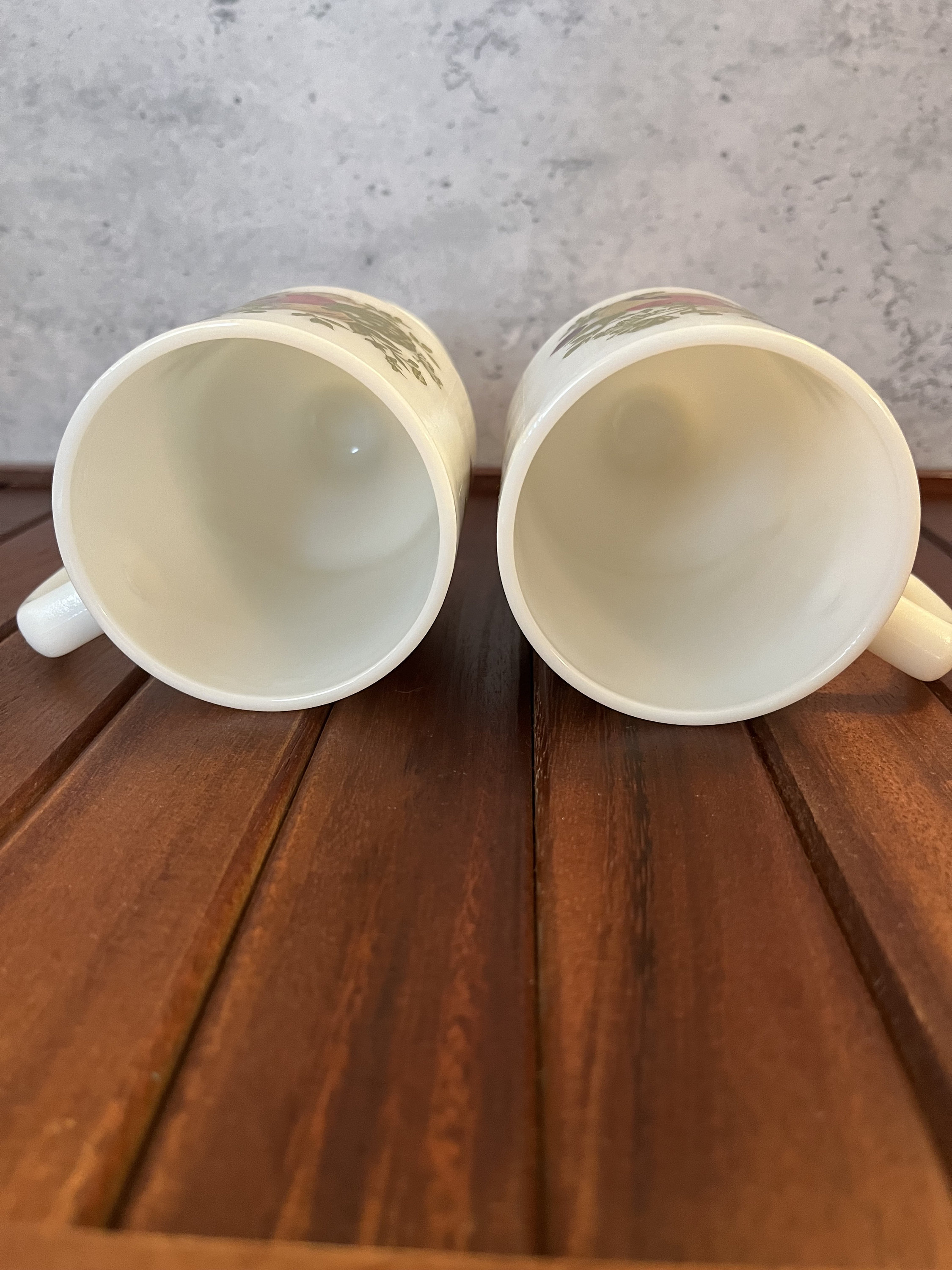 Set of 2 Vintage Spice of Life Pattern Pedestal Mug, Milk Glass - Etsy UK