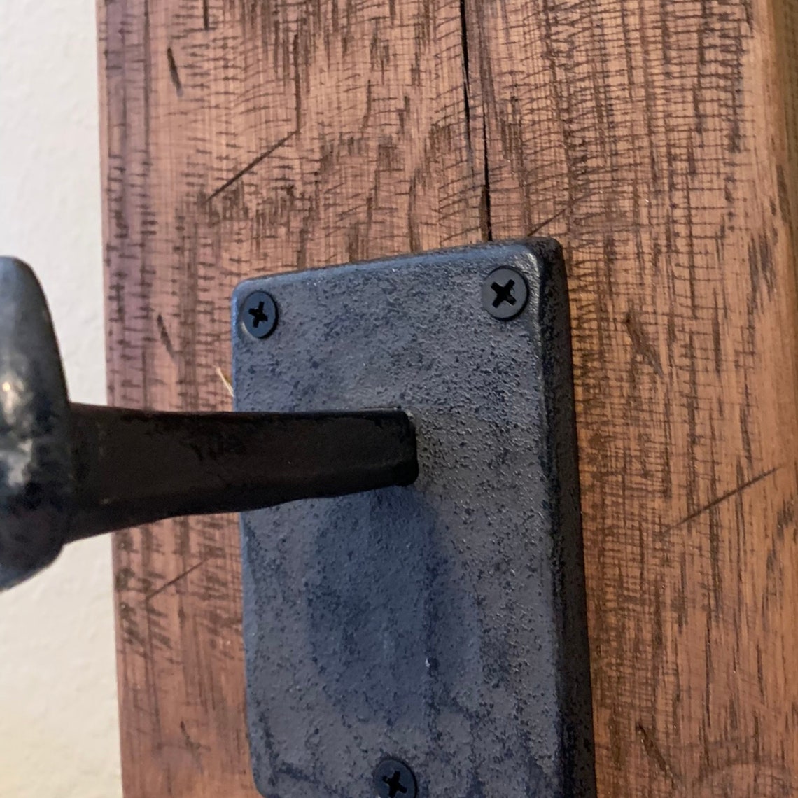 Cowboy Hat Wooden Wall Rack With 2 Railroad Stakes in Rustic Farmhouse ...