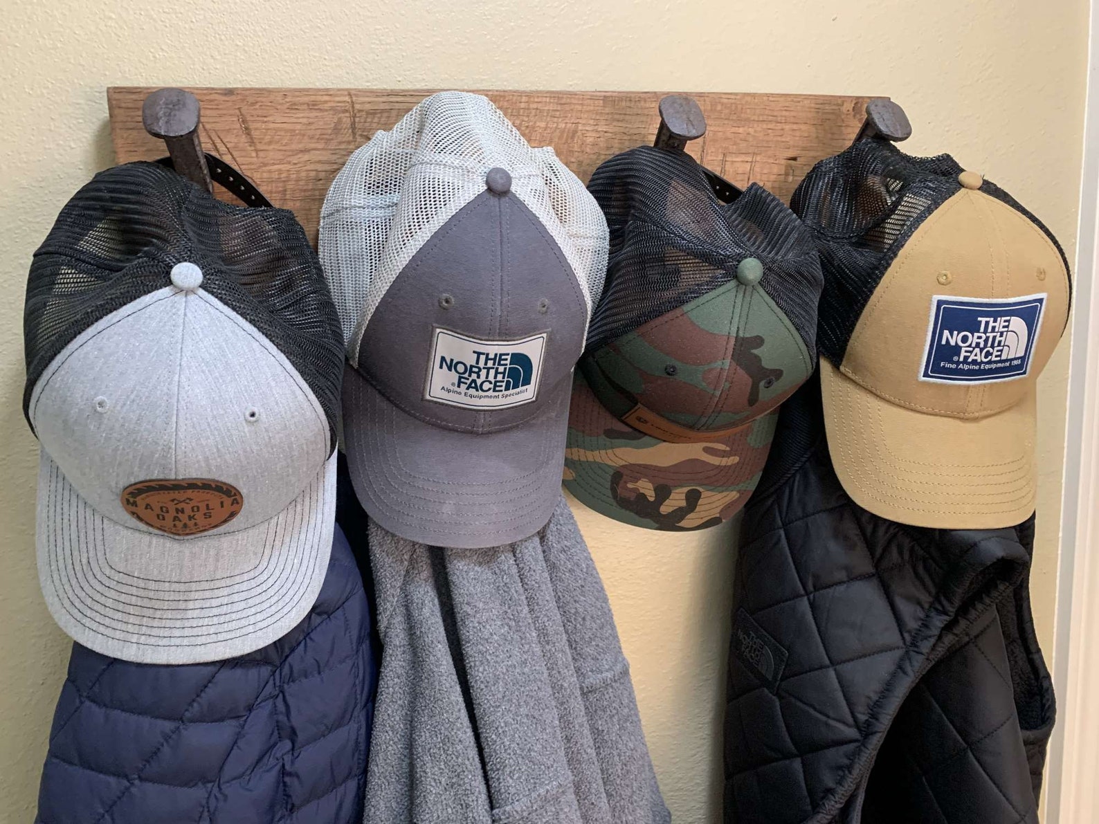 Rustic Reclaimed Wooden Wall Rack for Hats Caps & Coats - Etsy