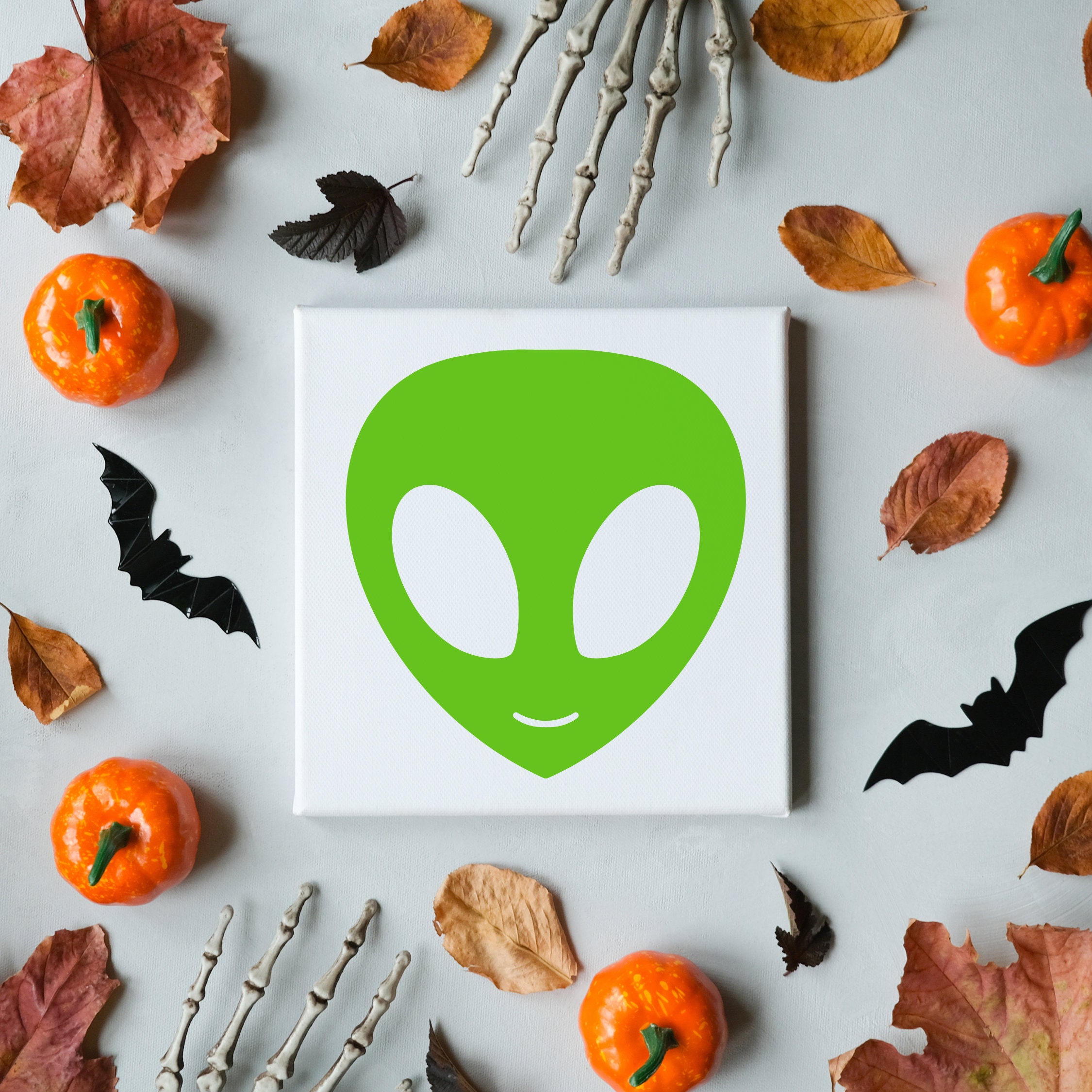 Simple Alien Duo SVG and PNG Cut Files, Digital Download Bundle - Etsy