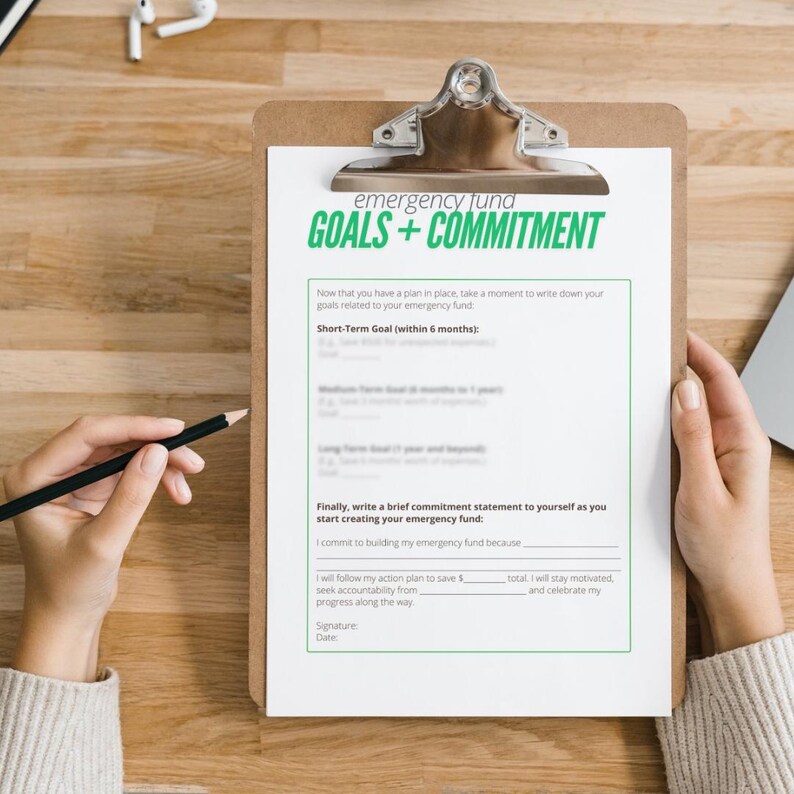 How to Build an Emergency Fund Guide | Monthly Expense Assessment ...