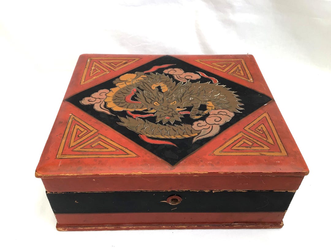 Oriental Handcuffed Dragon Lacquered Wooden Box. W. 19.5cm - Etsy