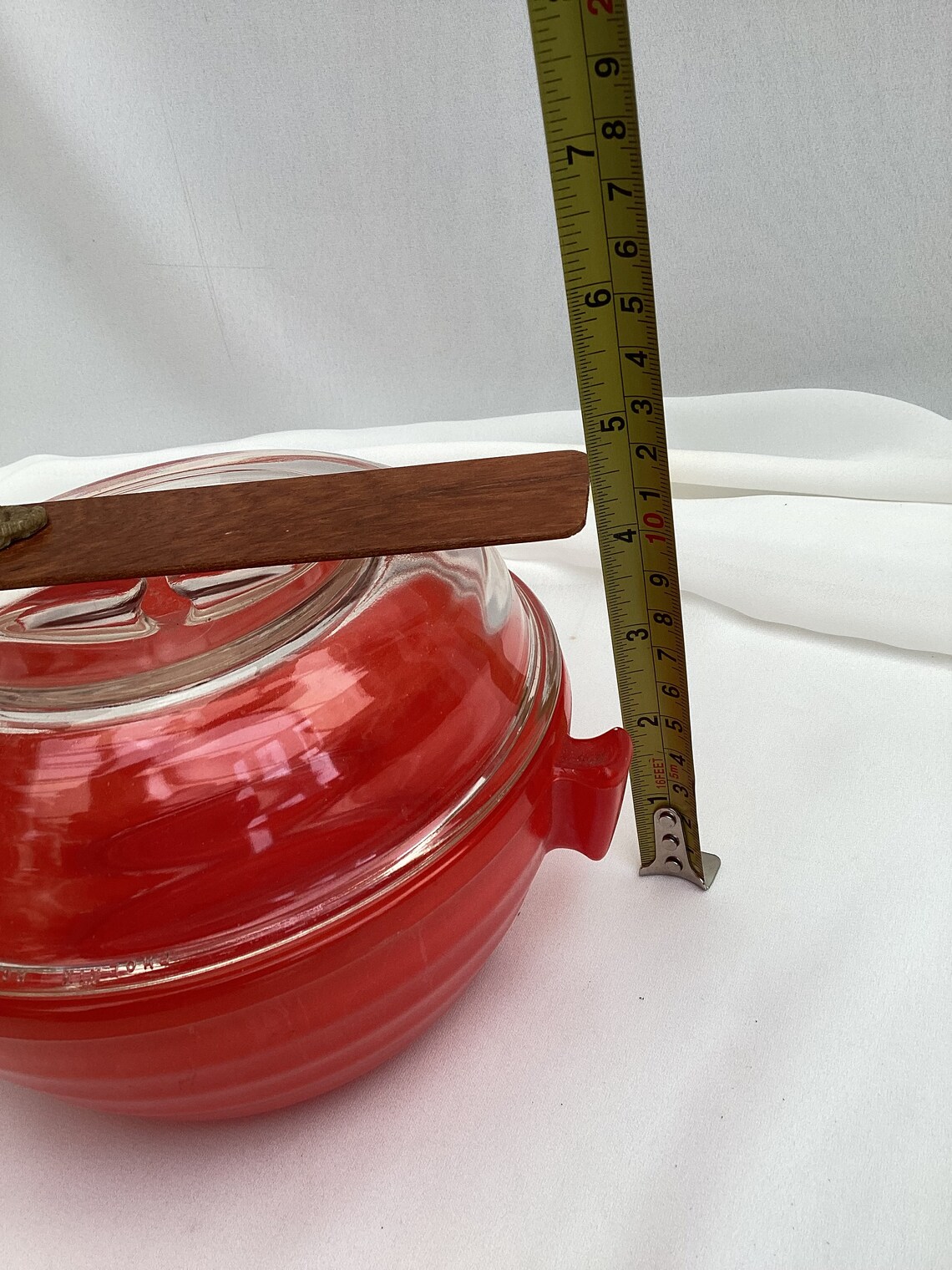 Red Sprayware Phoenix Pyrex Lidded Dish, Oven to Table. 1950’s Atomic ...